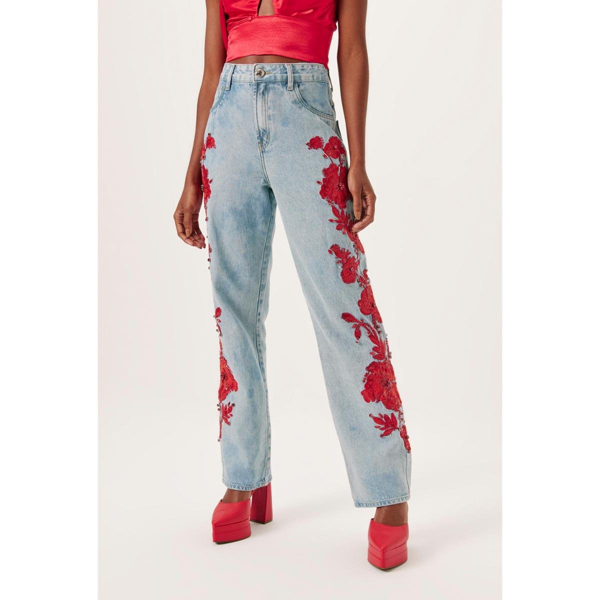 CALÇA ZENDAYA CINTURA BAIXA COM BORDADO VERMELHO - Vermelho | Zattini