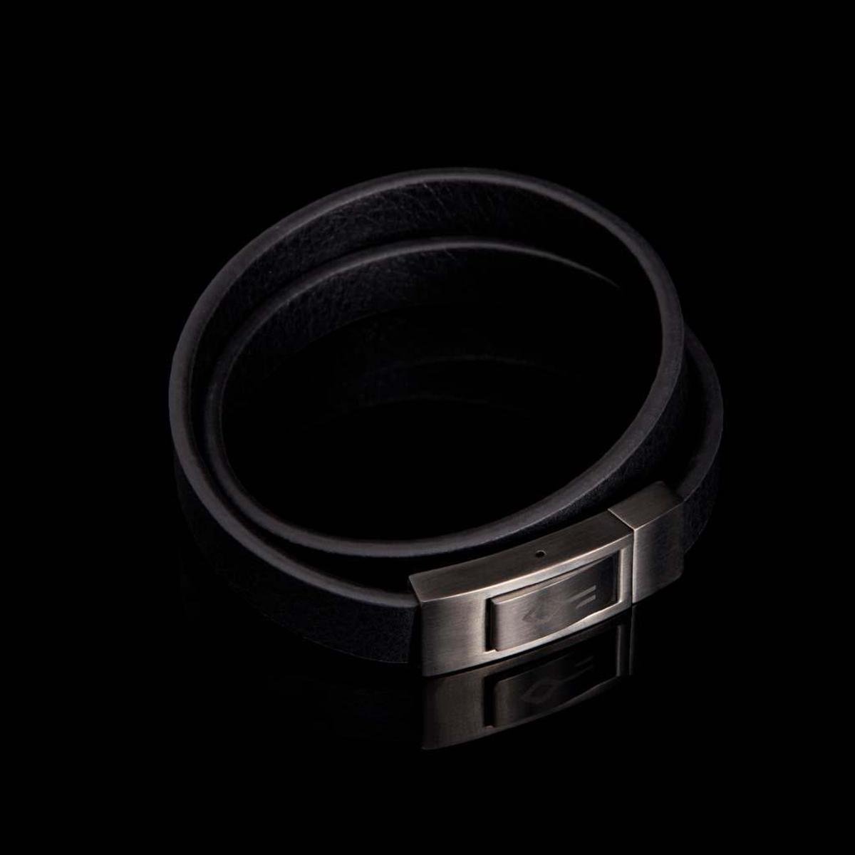 Pulseira Delamura de Couro Preta KEY DESIGN - Preto | Zattini